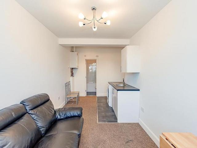 1 bedroom flat to rent