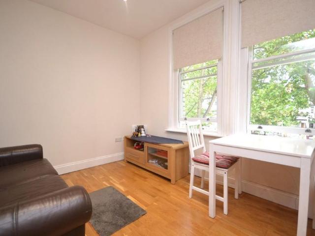1 bedroom Flat To Rent