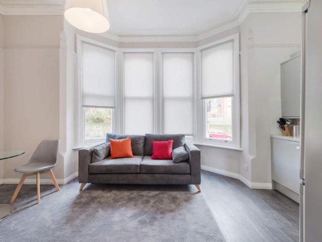 1 bedroom flat to rent