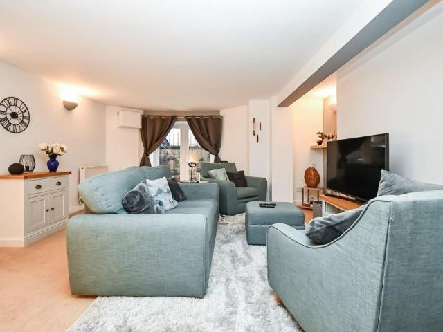 1 bedroom Flat To Rent