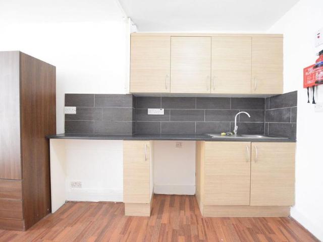 1 bedroom flat to rent