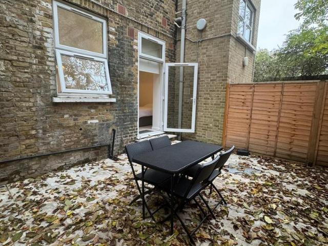 1 bedroom flat to rent