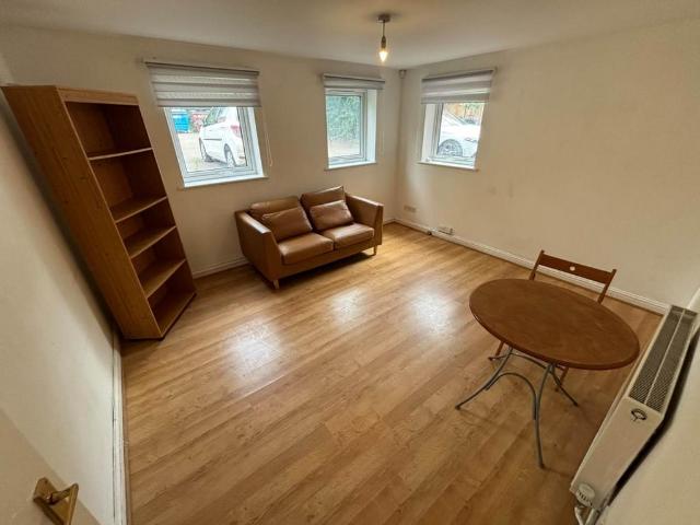 1 bedroom flat to rent