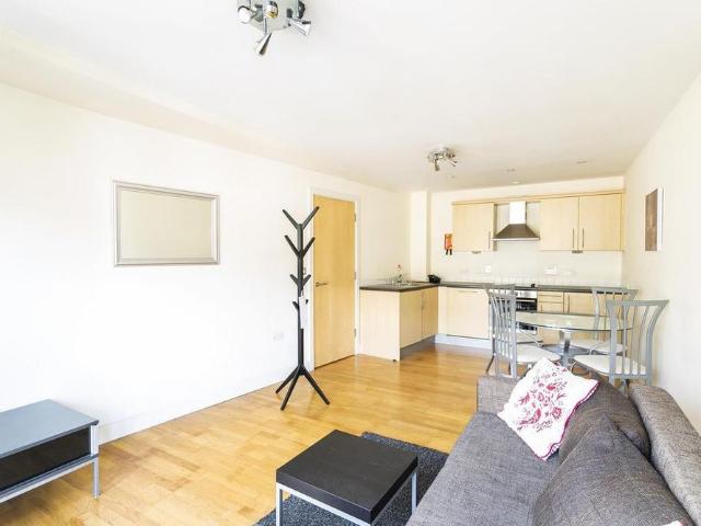 1 bedroom flat to rent