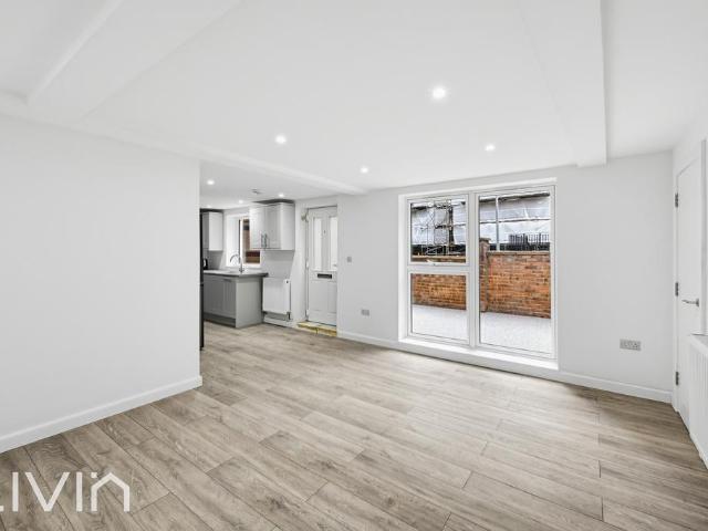 1 bedroom flat to rent