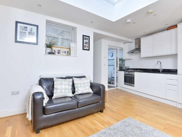 1 bedroom flat to rent