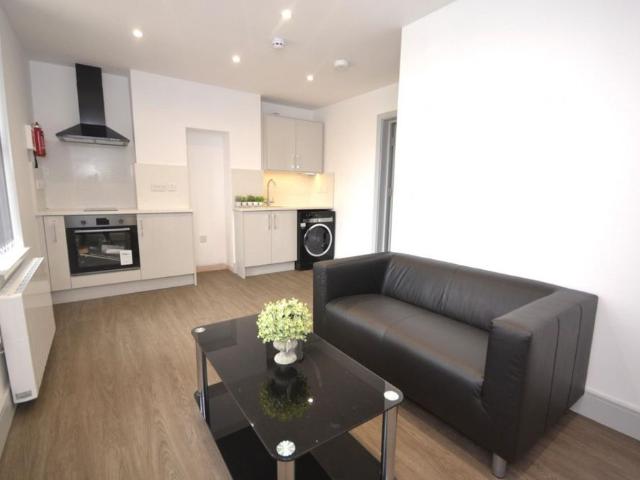 1 bedroom Flat To Rent