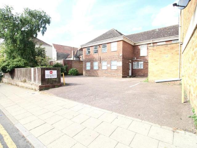 1 bedroom flat to rent
