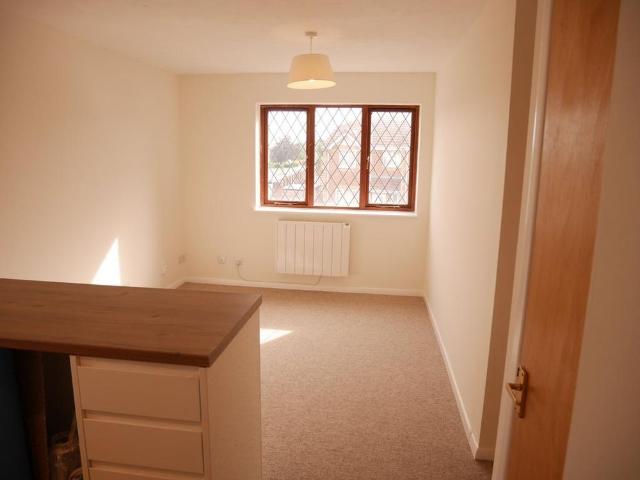 1 bedroom flat to rent