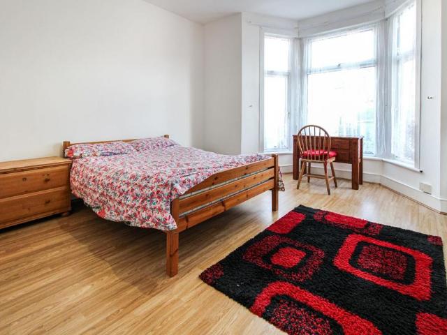 1 bedroom flat to rent