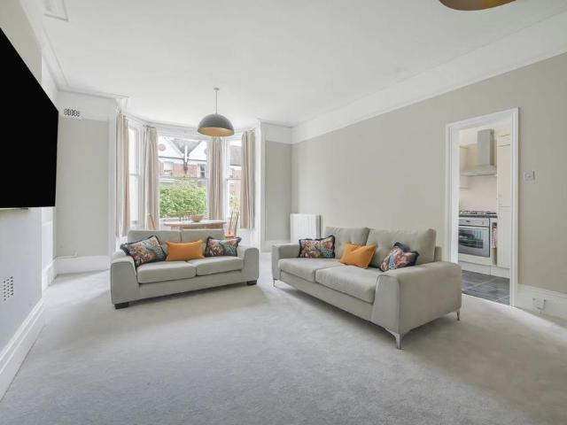 1 bedroom flat to rent