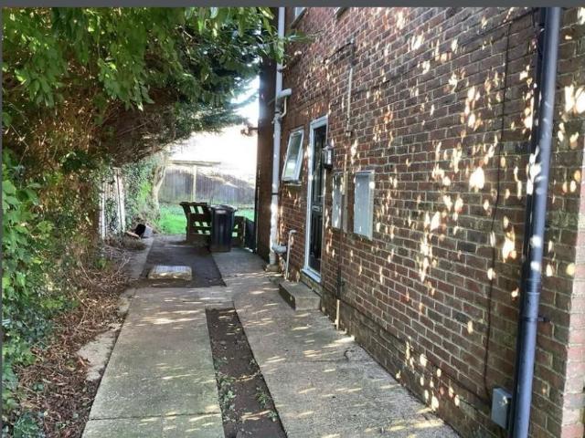 1 bedroom flat to rent