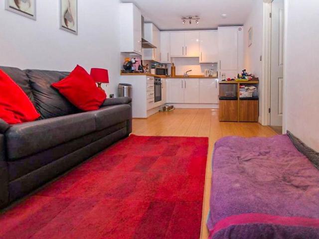 1 bedroom flat to rent