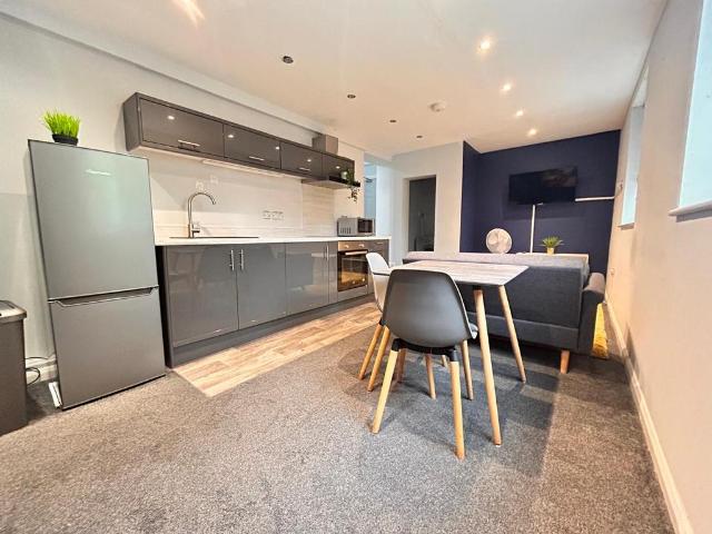 1 bedroom flat to rent
