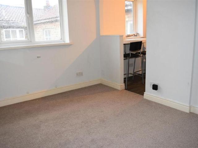 1 bedroom flat to rent