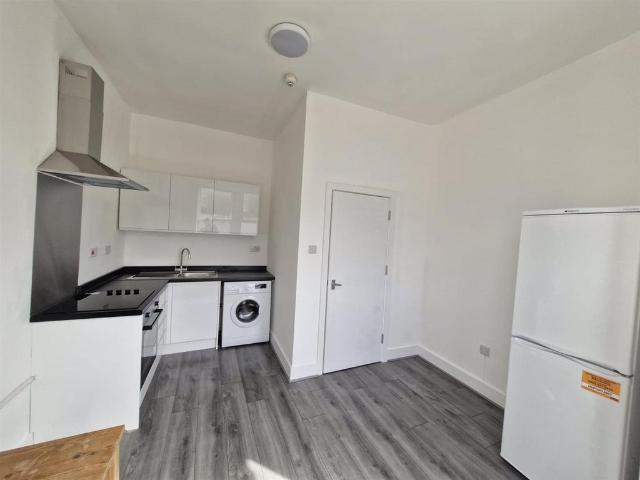 1 bedroom flat to rent