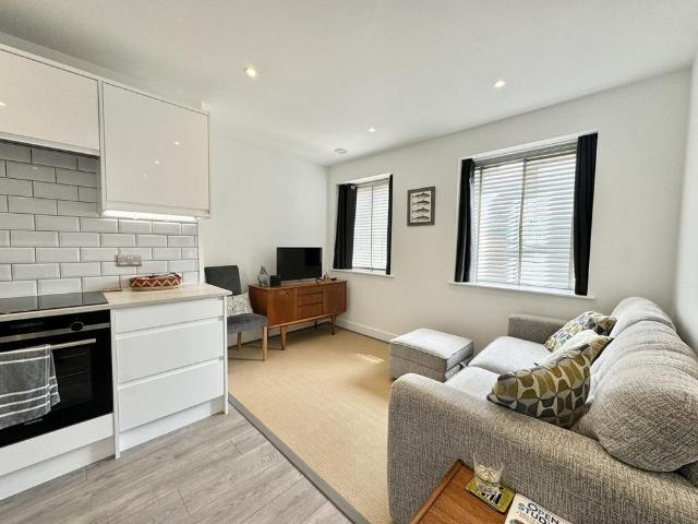 1 bedroom flat to rent