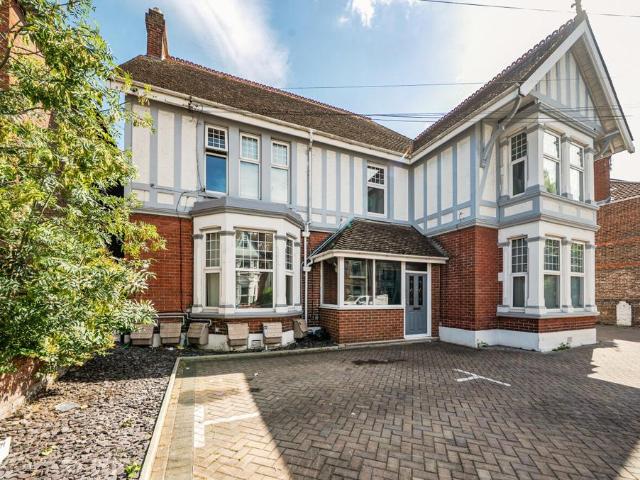 1 bedroom flat to rent