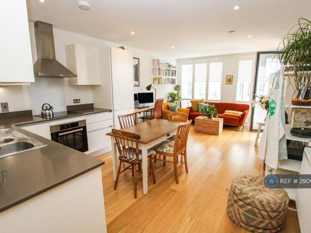 1 bedroom flat to rent