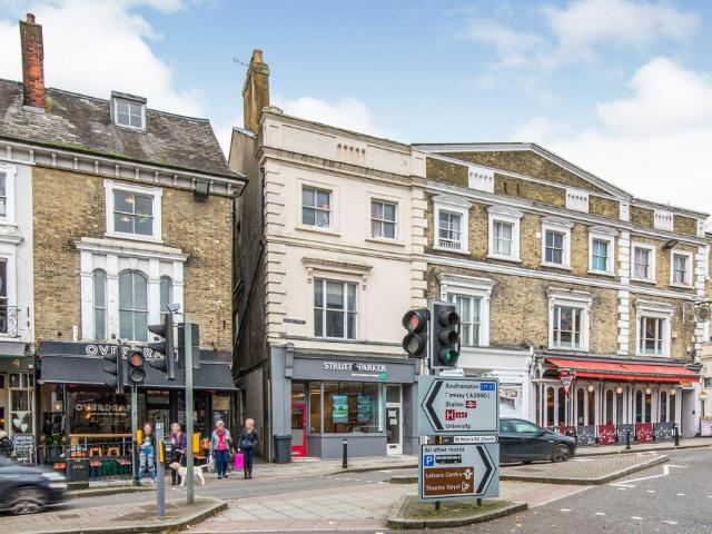 1 bedroom flat to rent