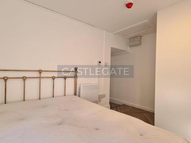 1 bedroom flat to rent