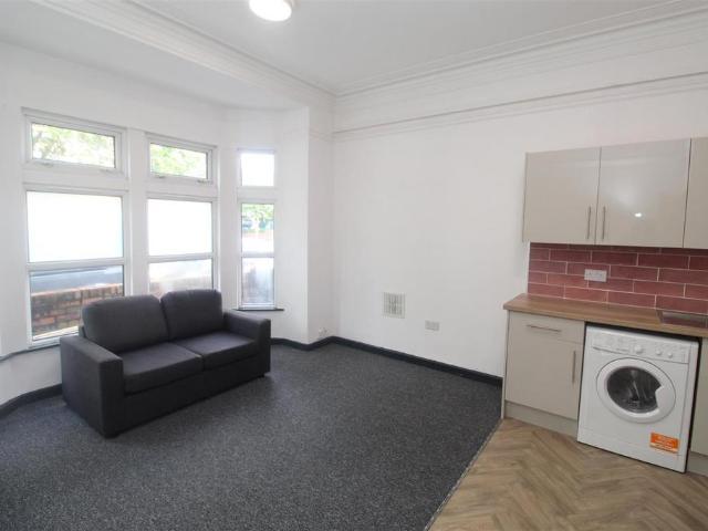 1 bedroom flat to rent