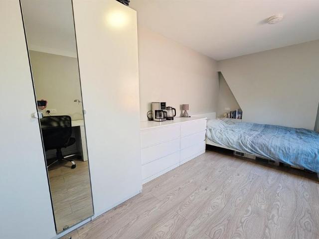 1 bedroom house to rent
