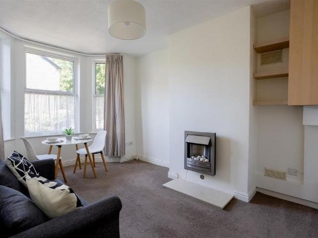 1 bedroom flat to rent