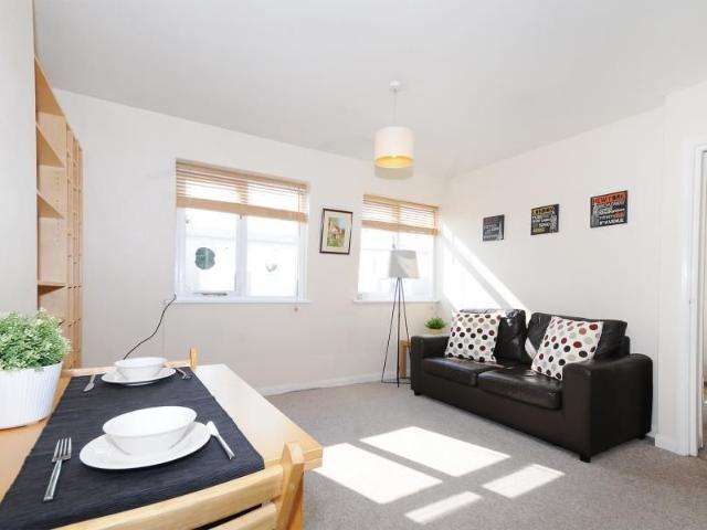1 bedroom flat to rent