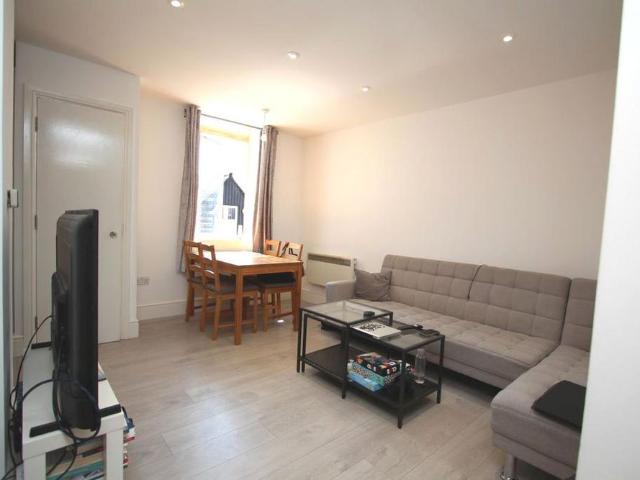 1 bedroom flat to rent