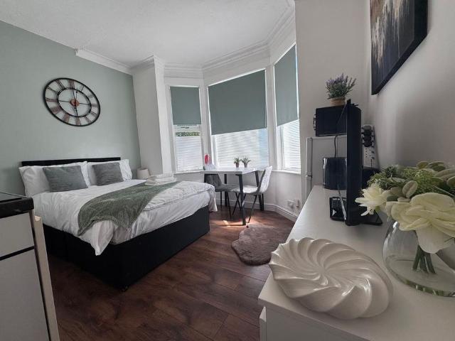 1 bedroom flat to rent