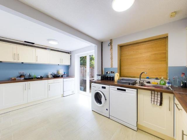 1 bedroom Flat To Rent