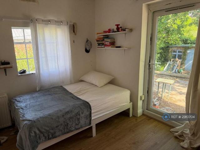 1 bedroom flat to rent