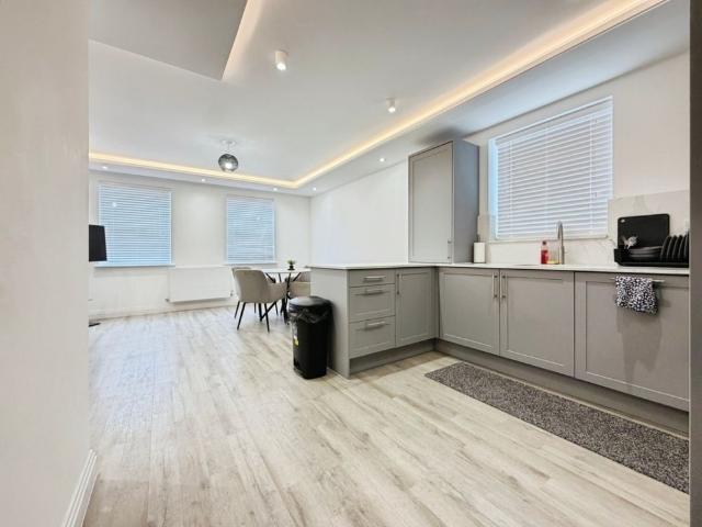 1 bedroom Flat To Rent