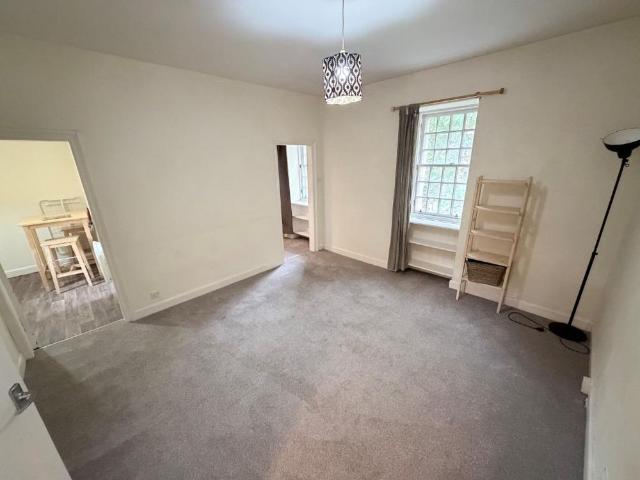 1 bedroom flat to rent