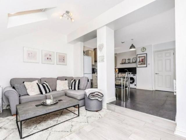 1 bedroom flat to rent