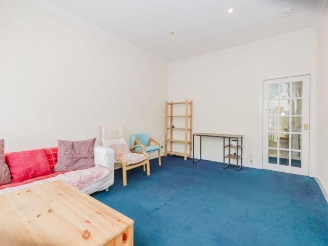 1 bedroom flat to rent