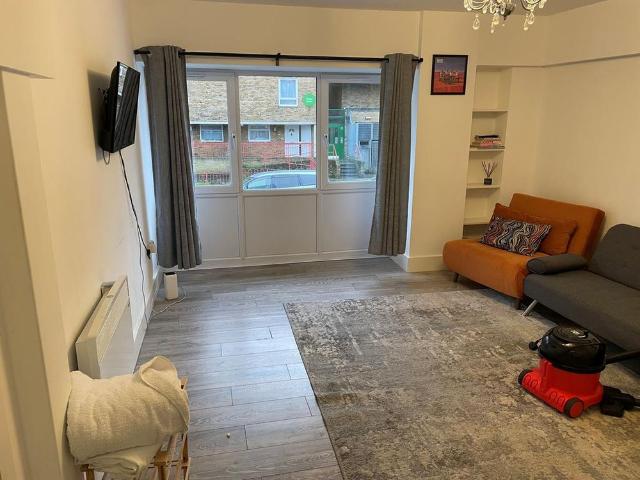 1 bedroom flat to rent