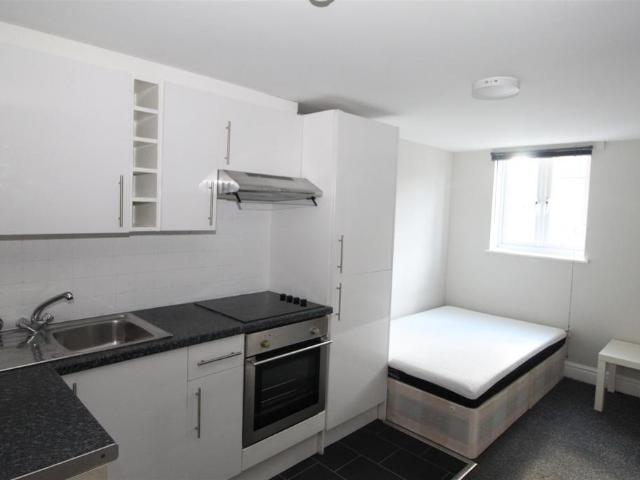 1 bedroom flat to rent