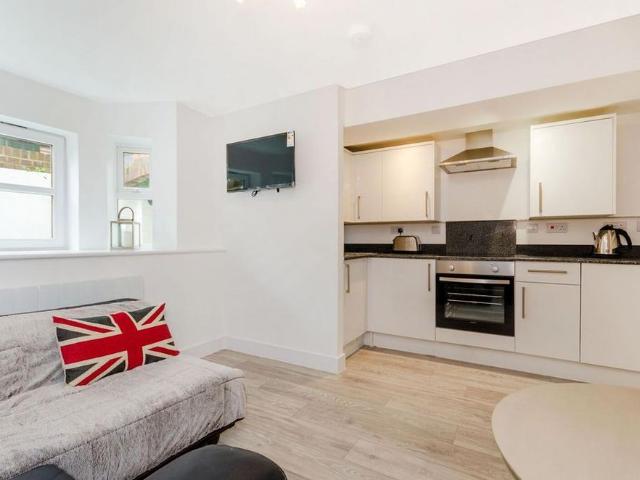 1 bedroom flat to rent