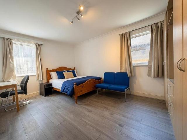 1 bedroom flat to rent