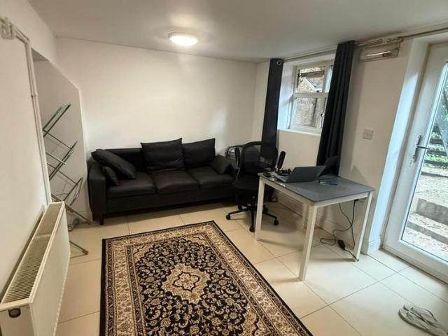 1 bedroom flat to rent