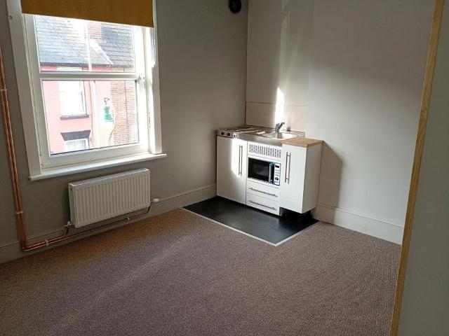 1 bedroom flat to rent