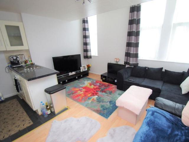 1 bedroom flat to rent