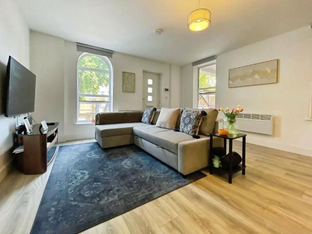 1 bedroom flat to rent