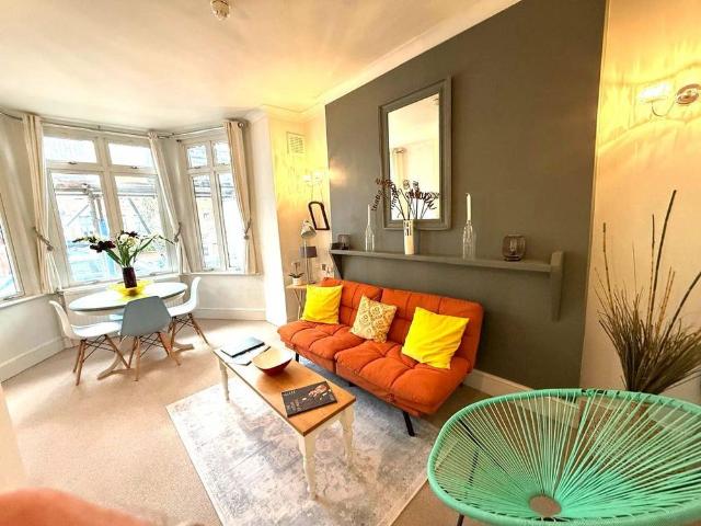 1 bedroom flat to rent