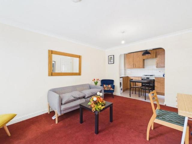 1 bedroom flat to rent