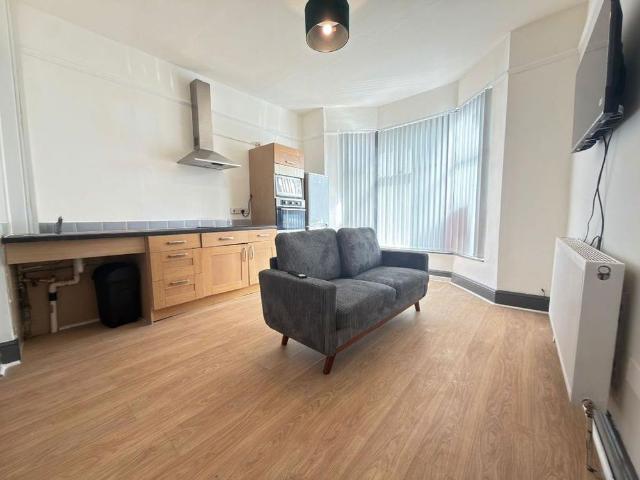 1 bedroom flat to rent