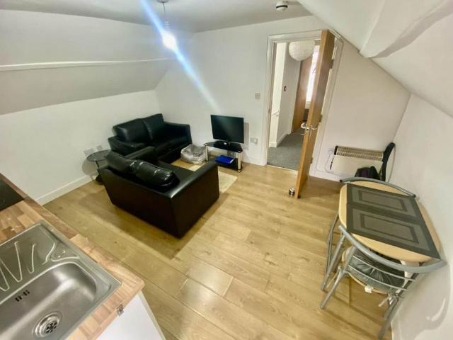 1 bedroom flat to rent