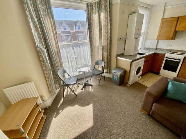 1 bedroom flat to rent
